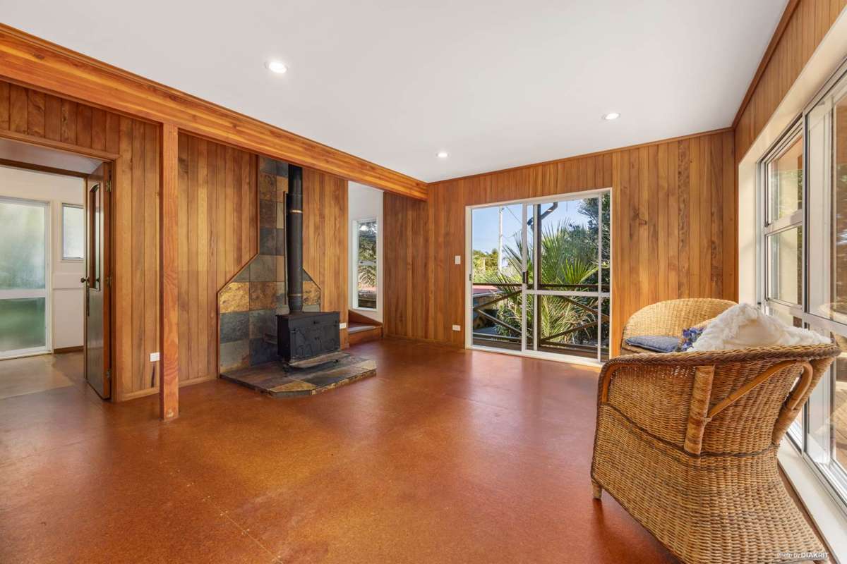 37 Clinton Road | Tawharanui Peninsula | Rodney | Houses for Sale - OneRoof