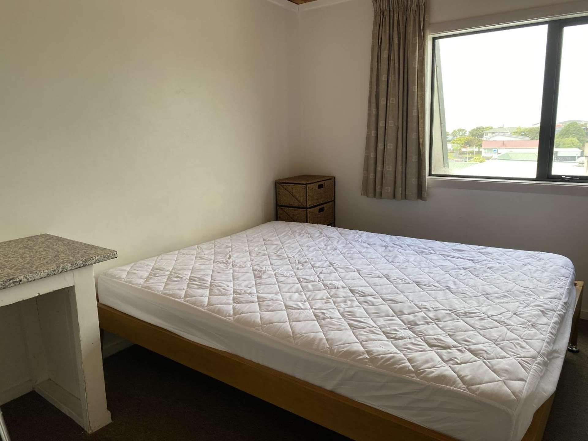 Room 3/147 Dowse Drive | 1306 | Lower Hutt City | Houses for Rent - OneRoof