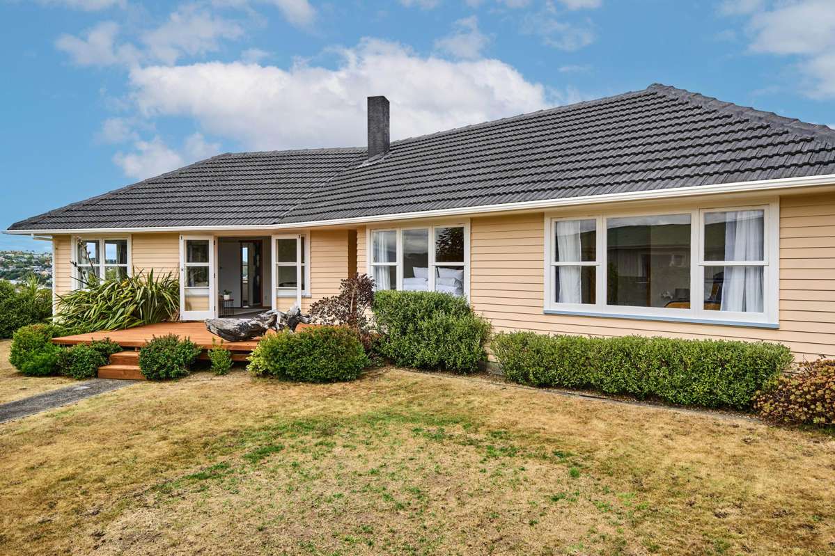 31 Priscilla Crescent | Kingston | Wellington City | Houses for Sale ...