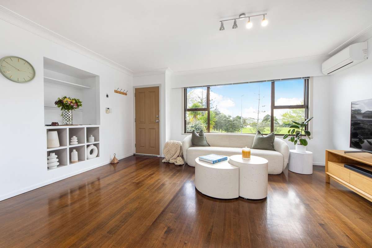 Houses for sale in Blockhouse Bay, Auckland City