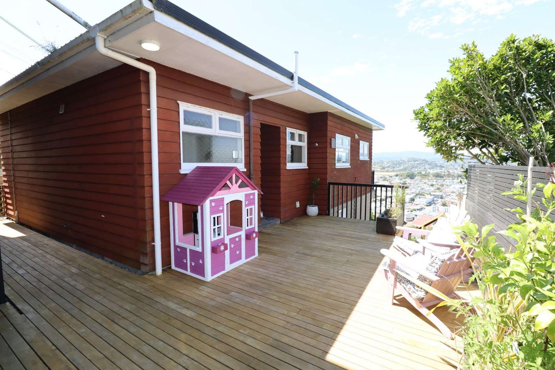 93 Duncan Terrace | 1290 | Wellington City | Houses for Rent - OneRoof