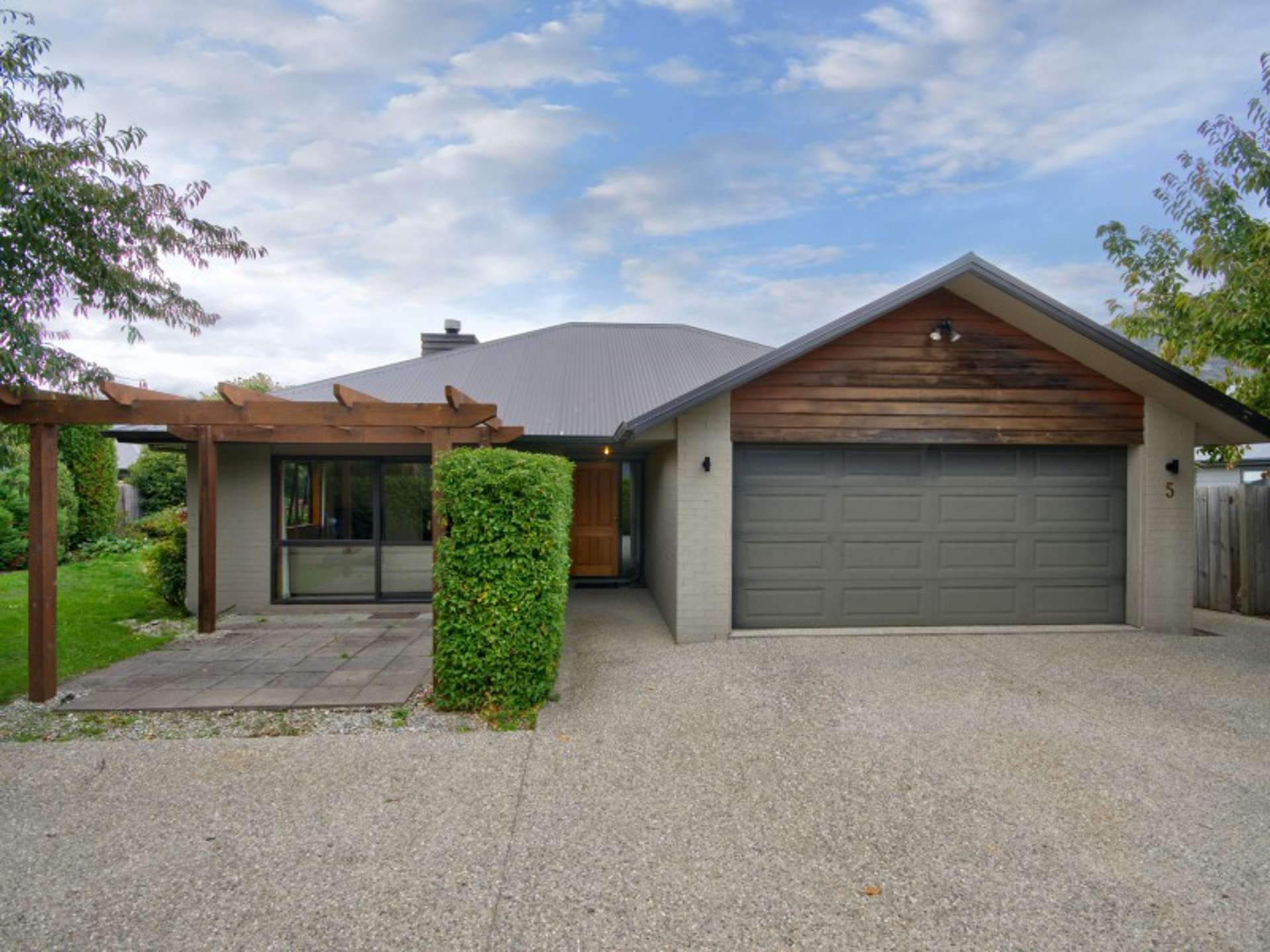 5 Rere Road | Dalefield/Wakatipu Basin | Queenstown | Houses for Sale - OneRoof