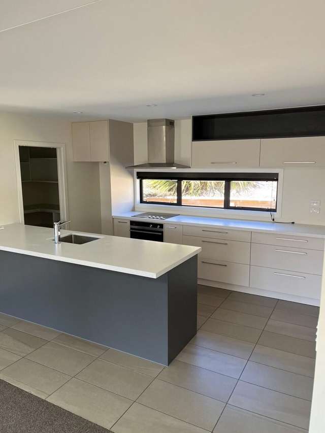 10 Violet Way | Shotover Country | Queenstown | Houses for Rent - OneRoof