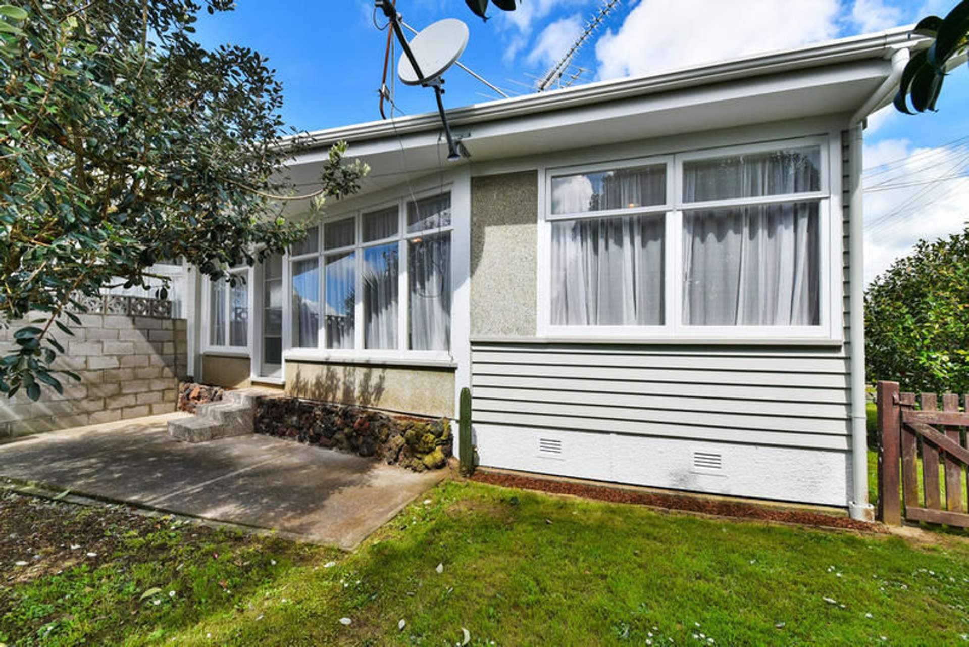 1/20 Thompson Terrace | Manurewa | Manukau City | Houses for Sale - One ...