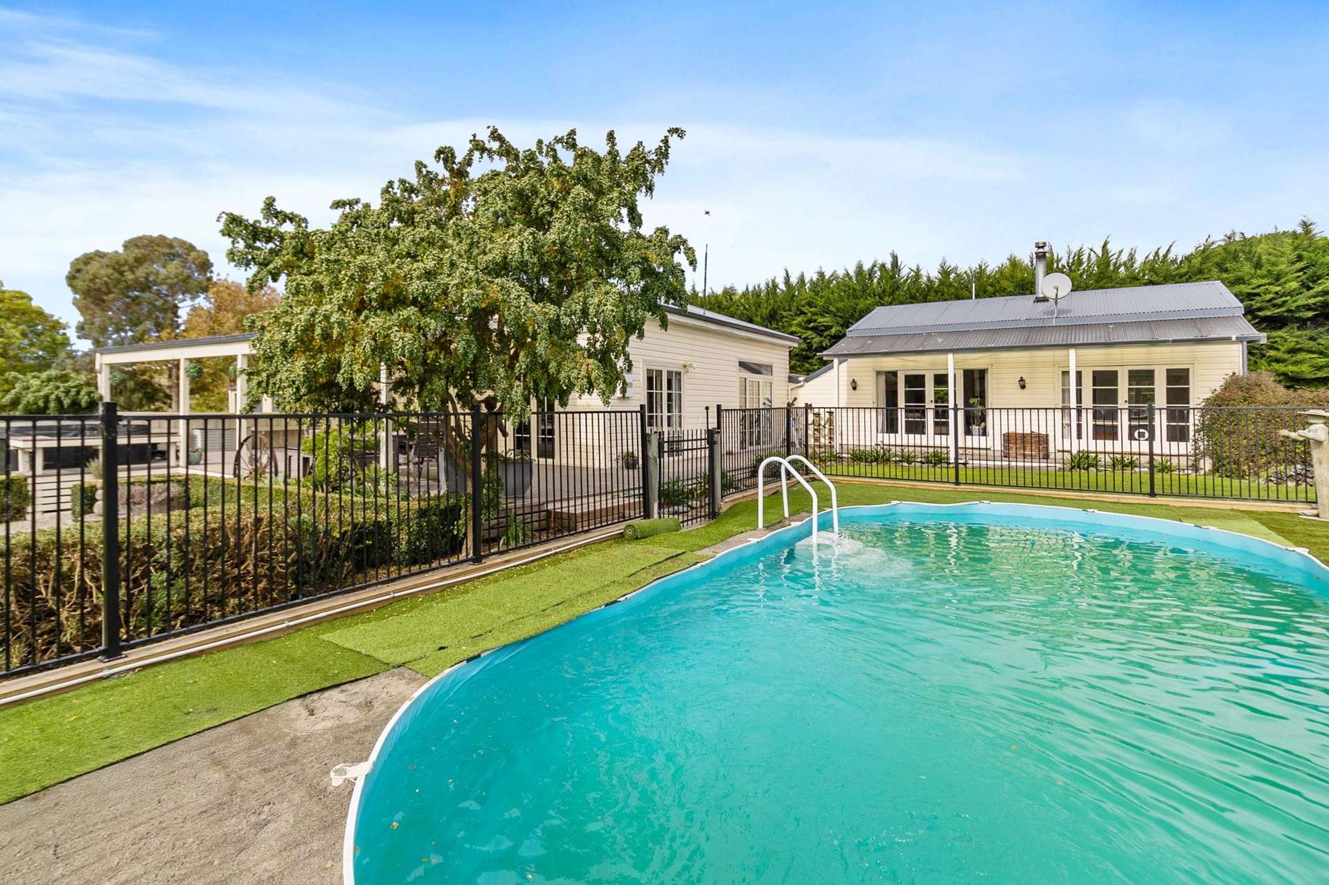 1215 Pleasant Point-Cave Highway | Pleasant Point | Timaru | Houses for ...