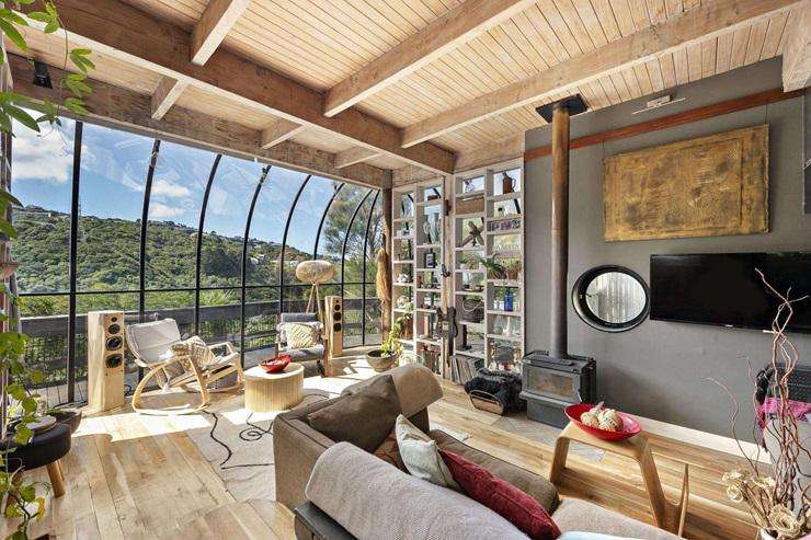 X factor Roger Walker home that’s being sold for love up the coast, All ...
