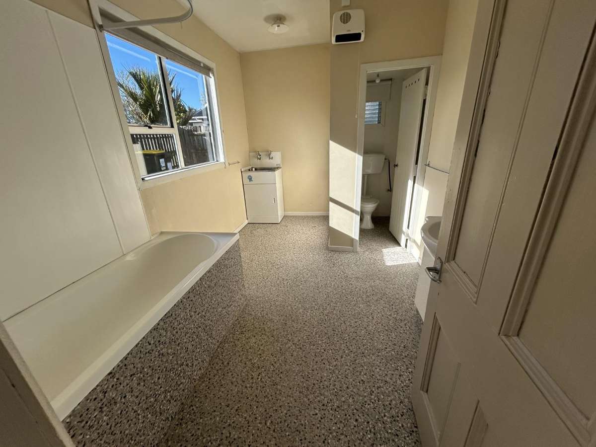 A/202 Hampden Street | 1851 | Westland | Houses for Rent - OneRoof