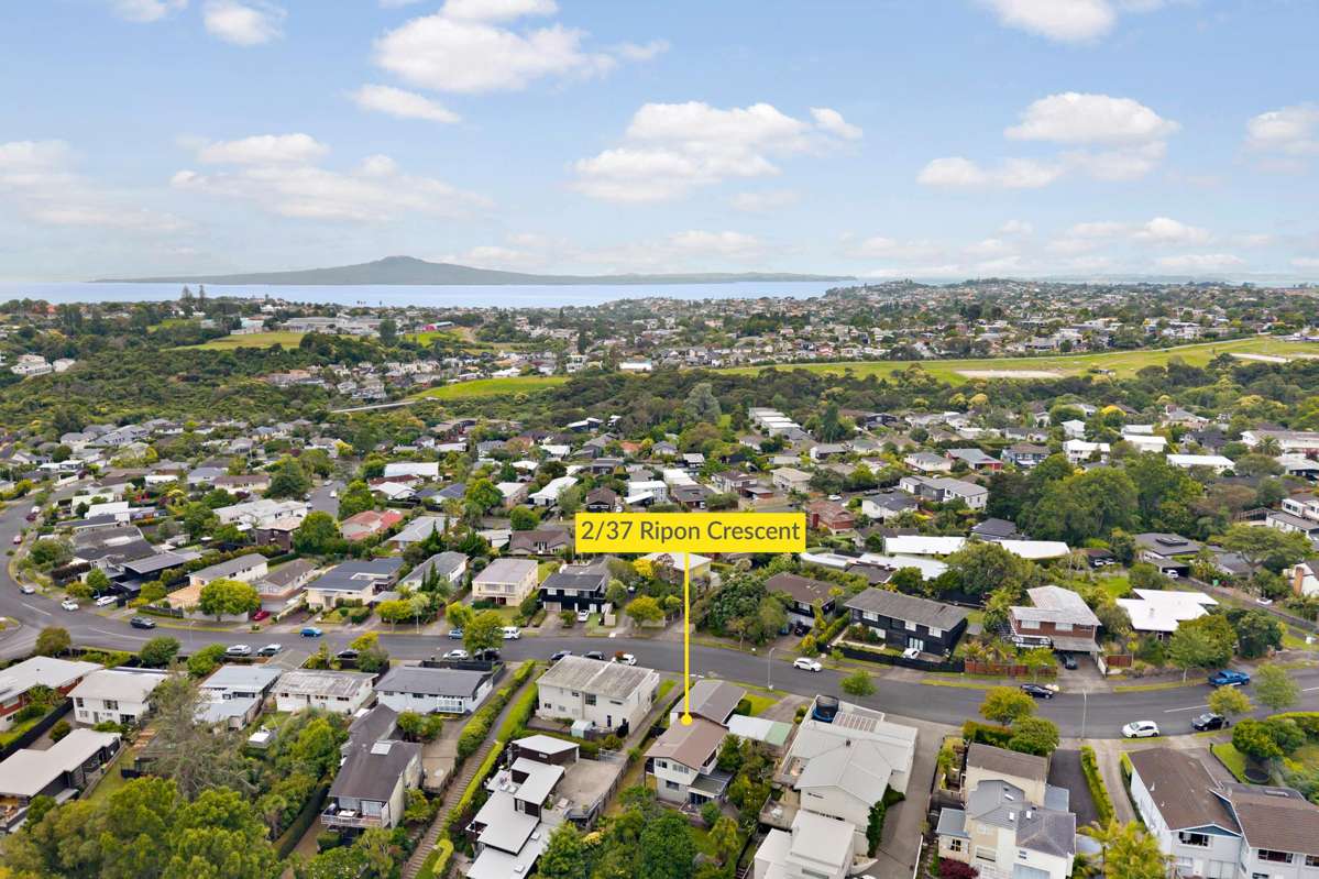 2/37 Ripon Crescent | Meadowbank | Auckland City | Houses for Sale ...