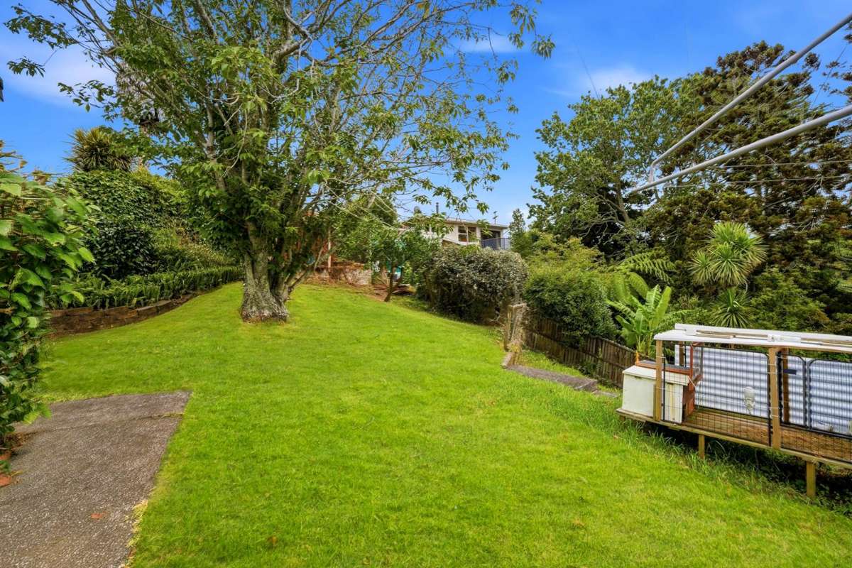 6 Cypress Place | Sunnynook | North Shore City | Houses for Sale - OneRoof