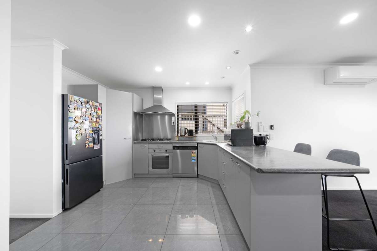 Houses for sale in Blockhouse Bay, Auckland City