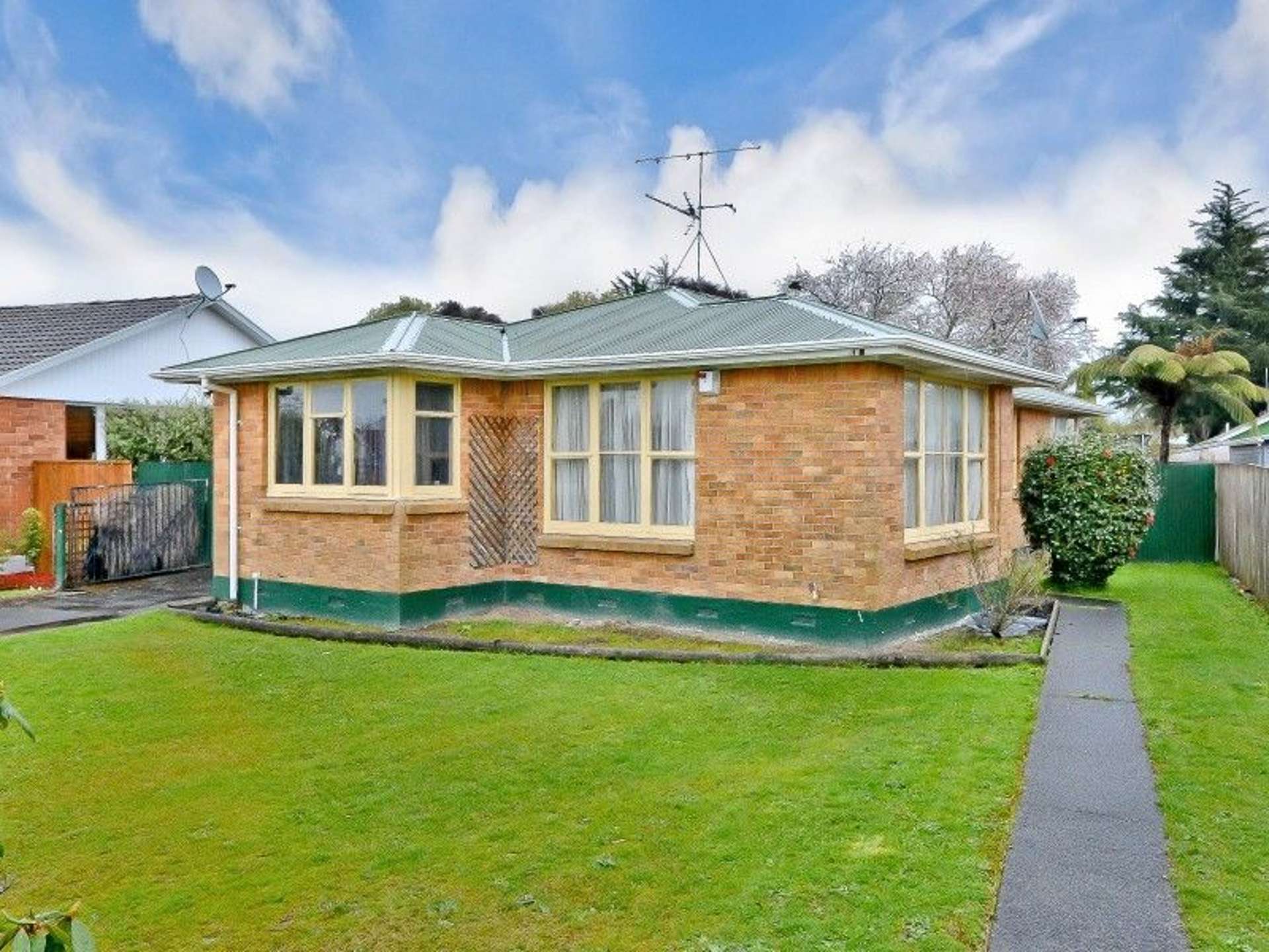 17 Bellmont Avenue | Chartwell | Hamilton City | Houses for Sale - OneRoof