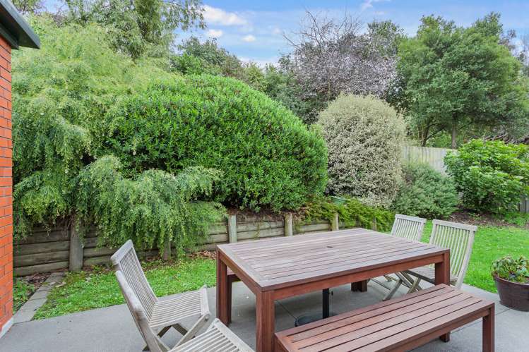 8 Peartree Lane | Hillsborough | Christchurch City | Houses for Sale ...