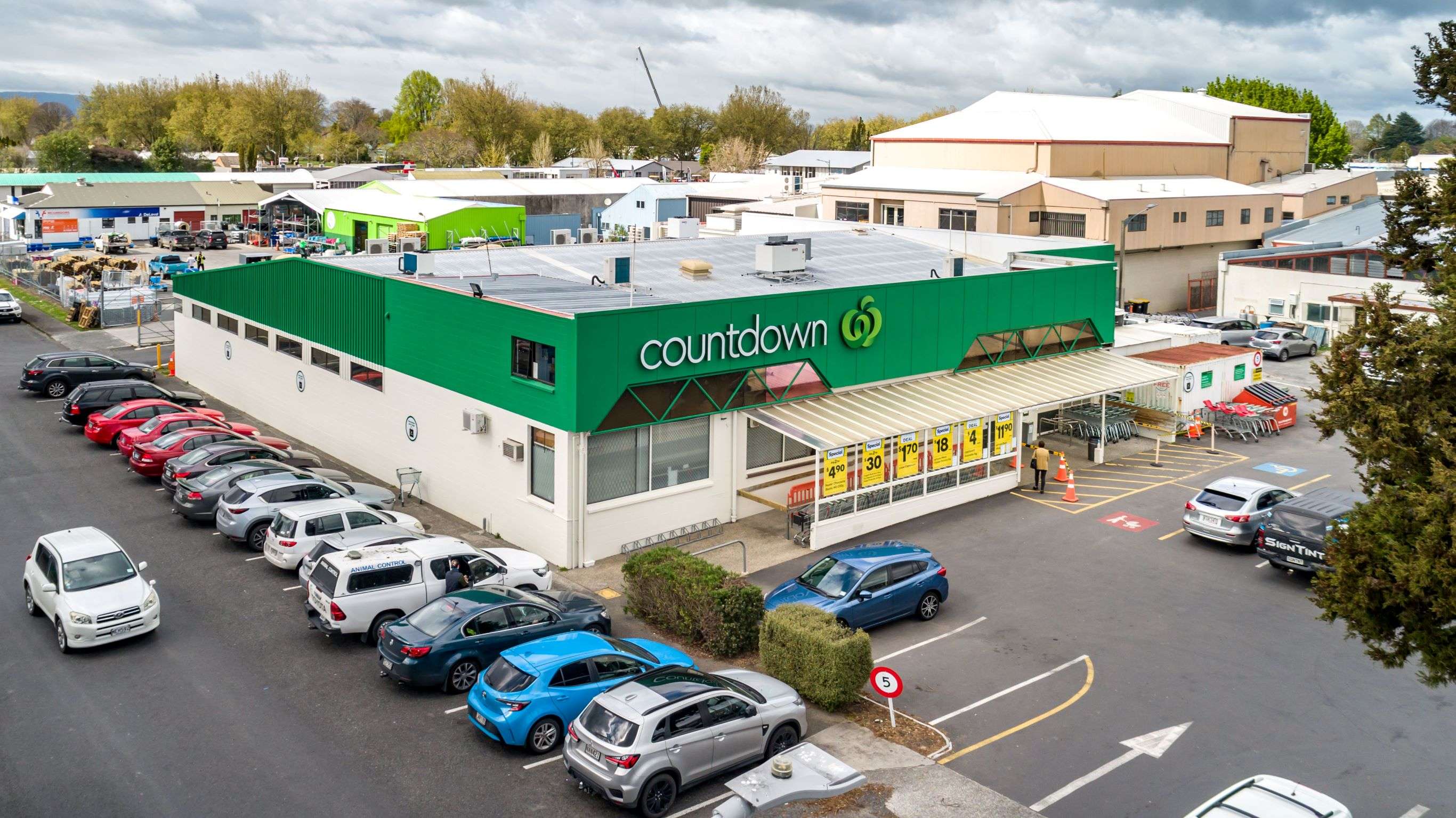 Big-name supermarket site goes into shopping trolley, All things property, under OneRoof