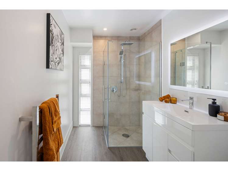 19A Rostrevor Street | Hamilton Central | Hamilton City | Houses for ...