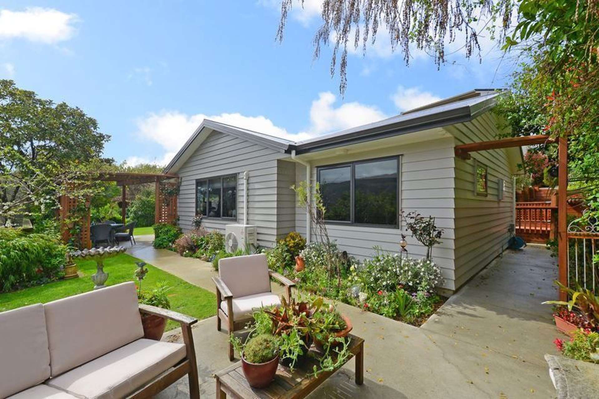 32a Dowling Grove | Silverstream | Upper Hutt City | Houses for Sale ...