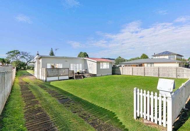 Almost $1m above CV: Is this the new normal for South Auckland?, All ...