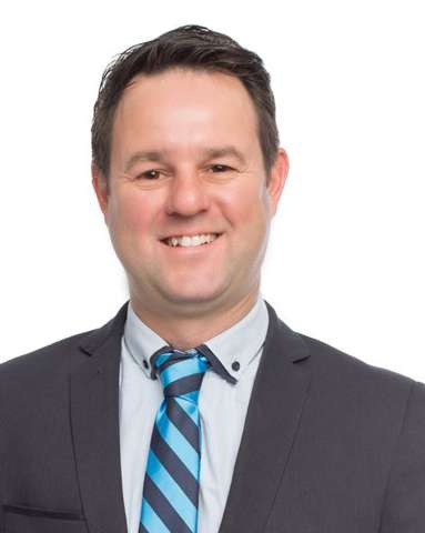 Scott MacDonald, residential sales, Four Seasons Realty 2017 Ltd ...