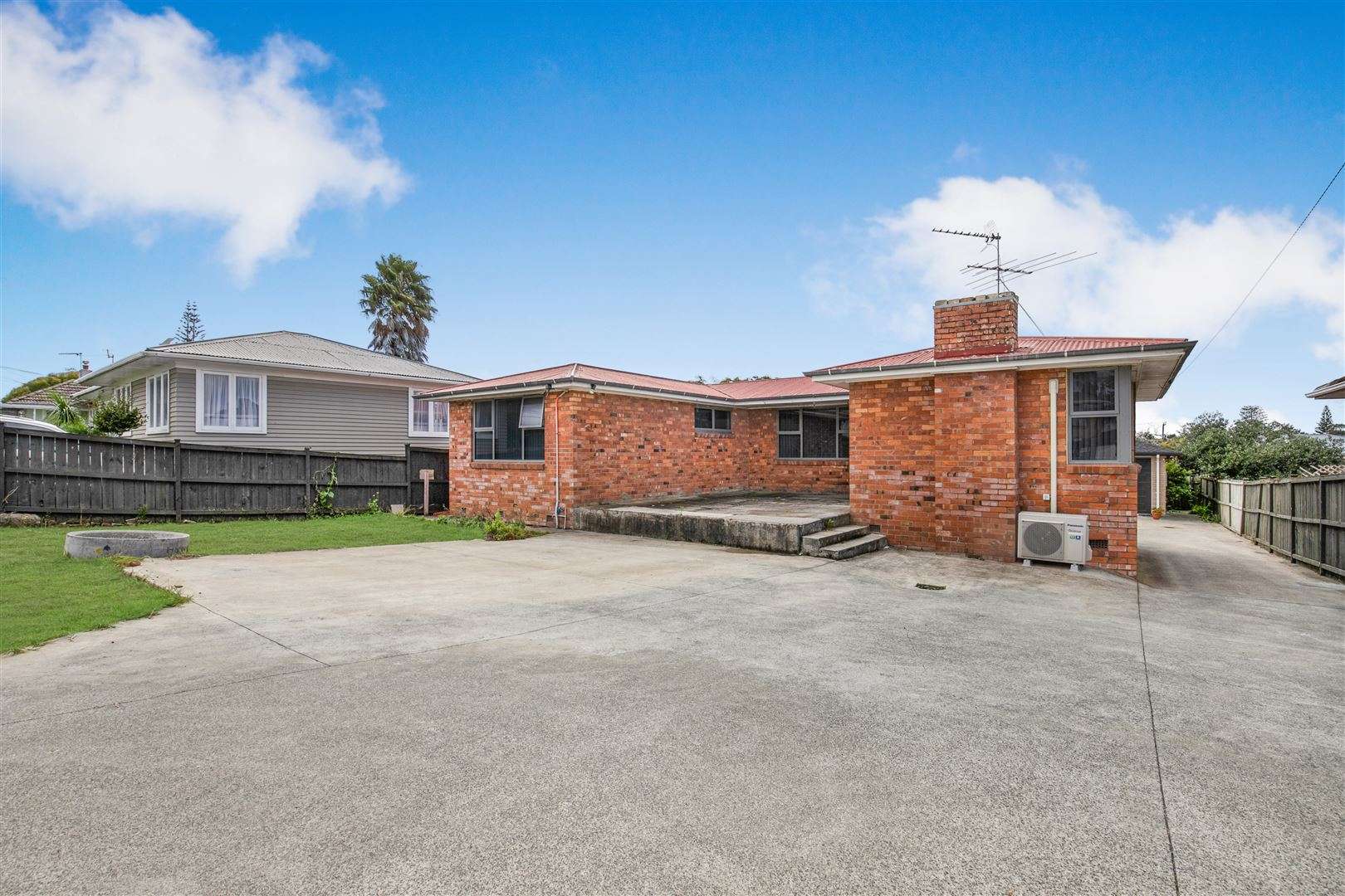 8 Thompson Terrace | Manurewa | Manukau City | Houses for Sale - One Roof