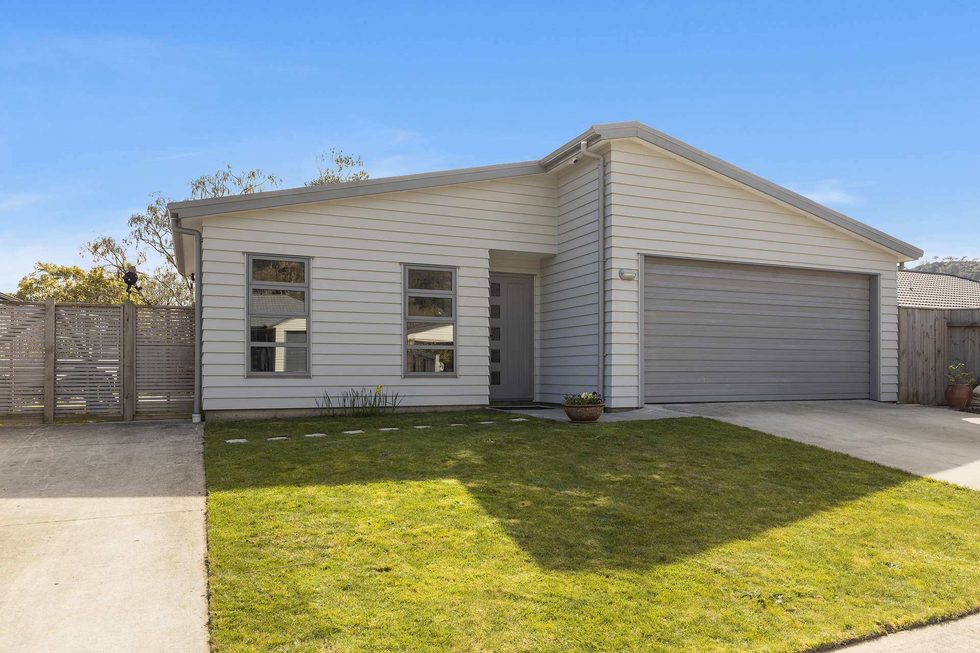 16 Poppy Watts Grove | Stokes Valley | Lower Hutt City | Houses for ...