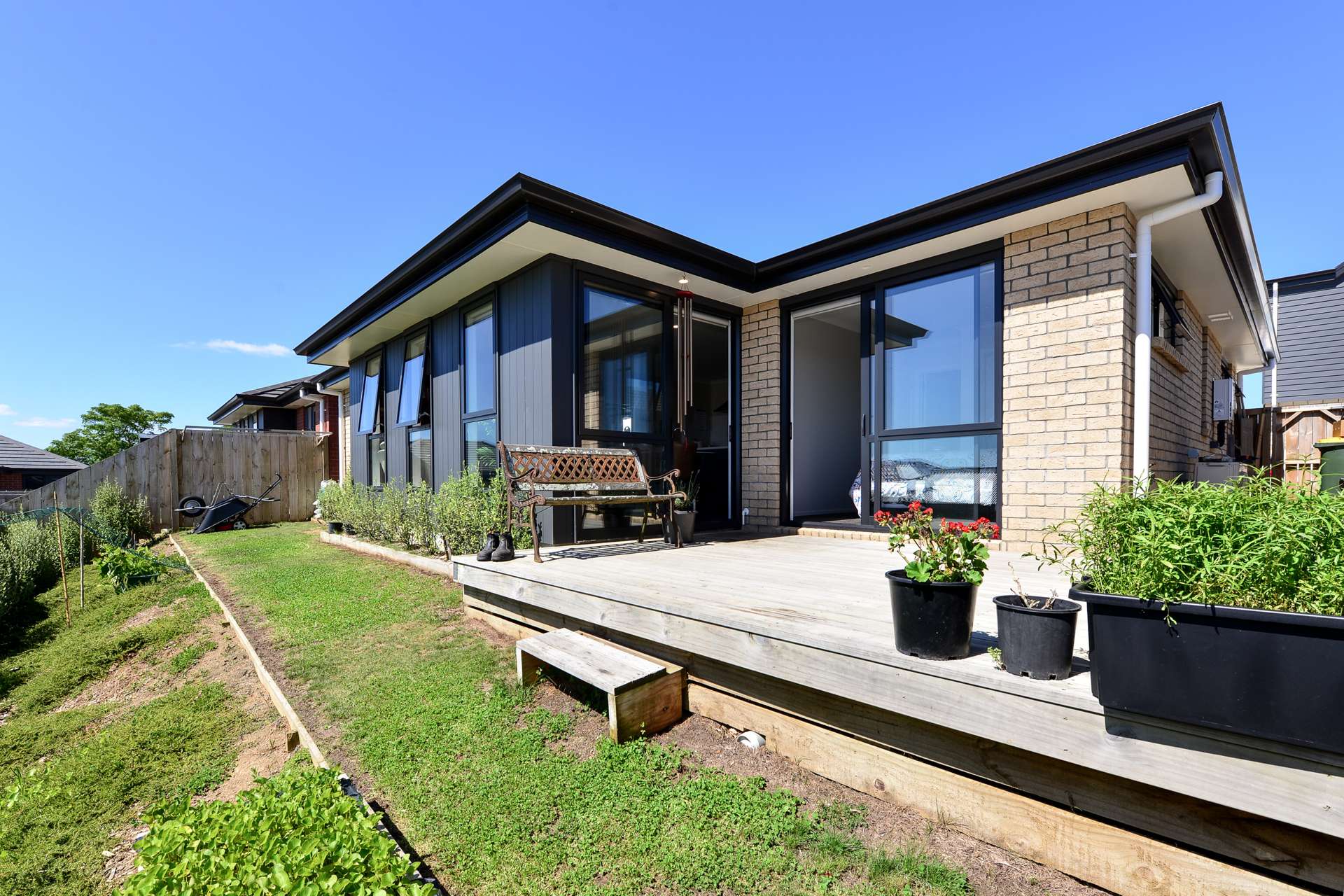 1/11 North Ridge Drive | Rototuna North | Hamilton City | Houses for ...