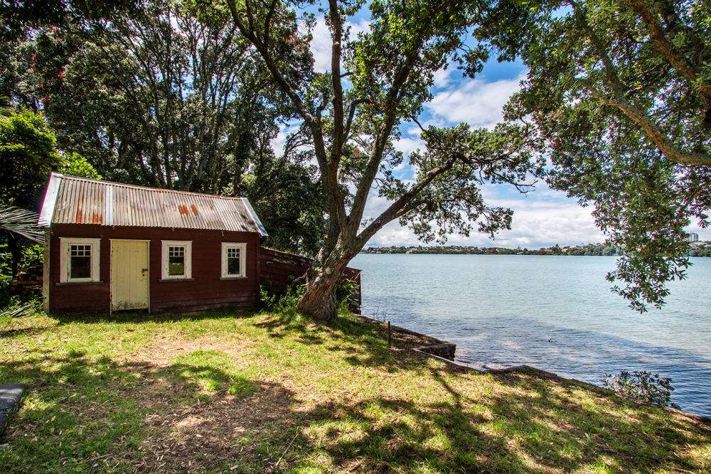 The 100-year-old rundown shack with million-dollar view, All things ...
