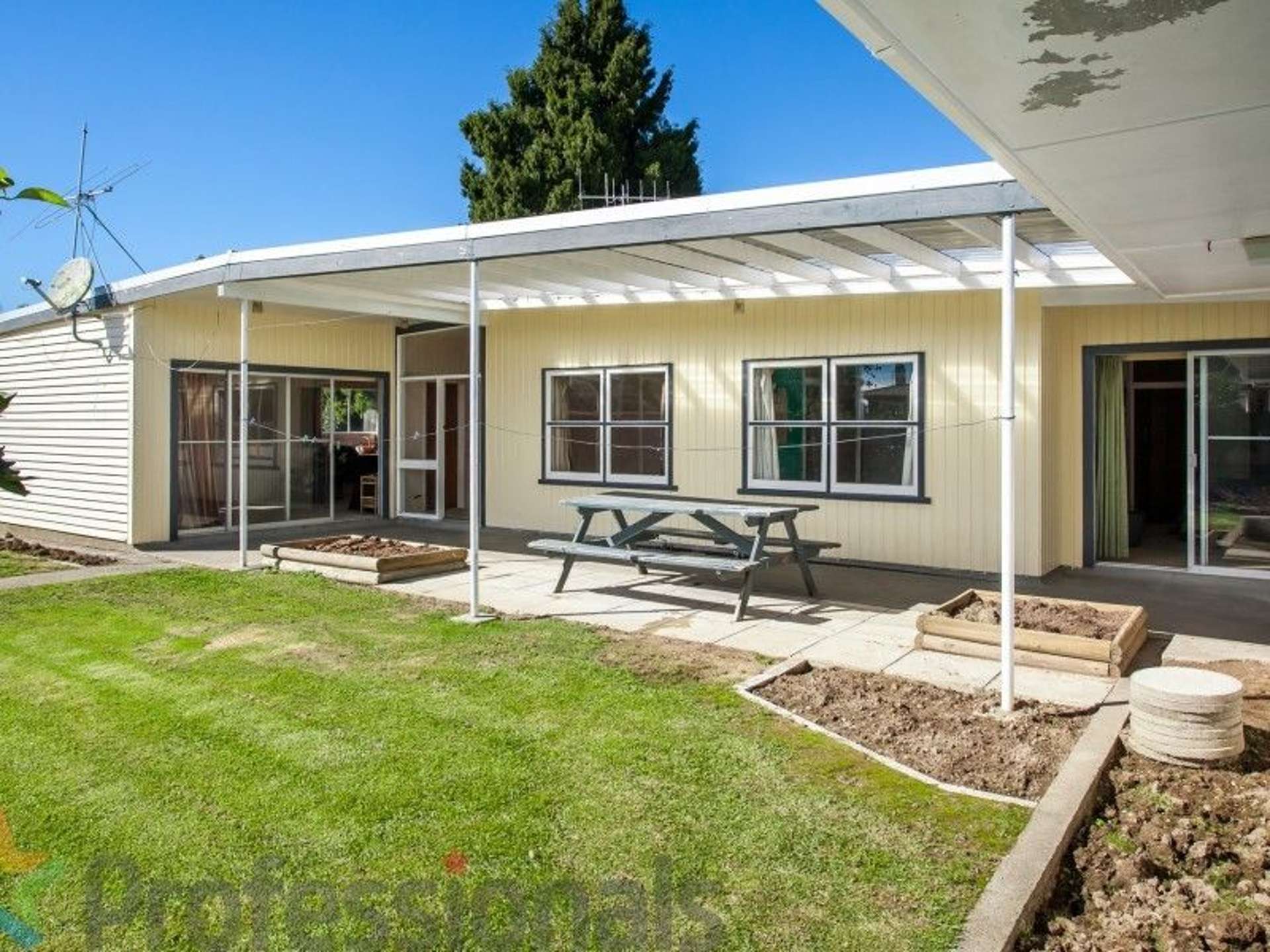 42 Riverside Drive | Whakatane | Whakatāne | Houses for Sale - OneRoof