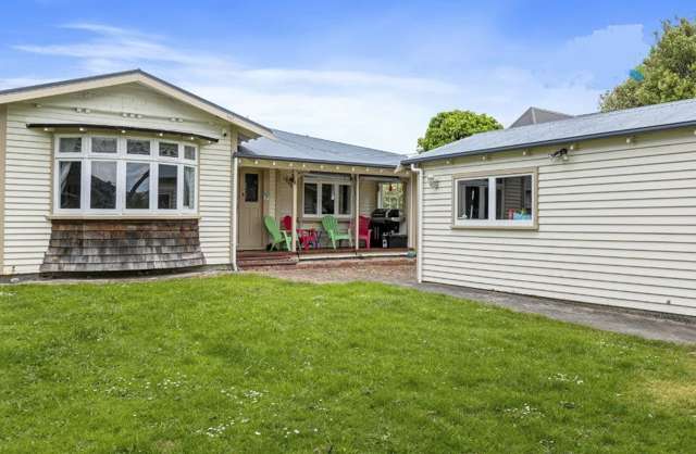85 Cambridge Terrace | Waterloo | Lower Hutt City | Houses for Rent ...