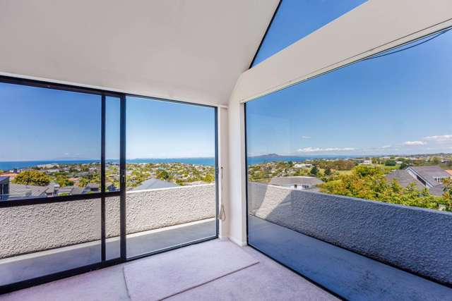 1/7 & 2/7 Calypso Place | Rothesay Bay | North Shore City | Houses for ...