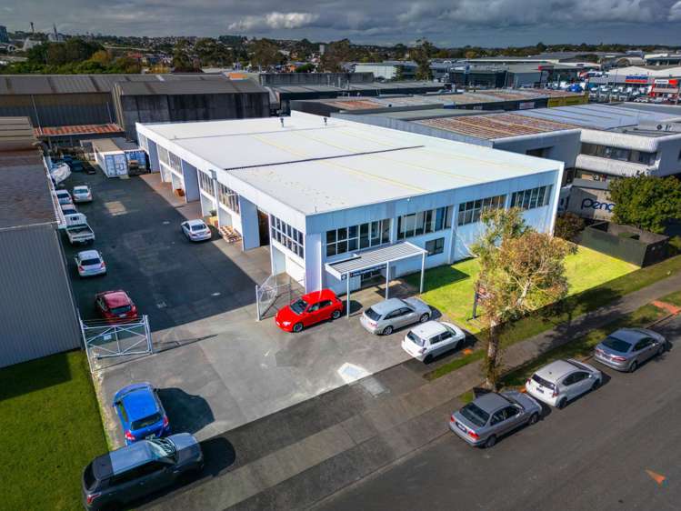 5 Mana Place | Wiri | Manukau City | Commercial Property For Sale - OneRoof
