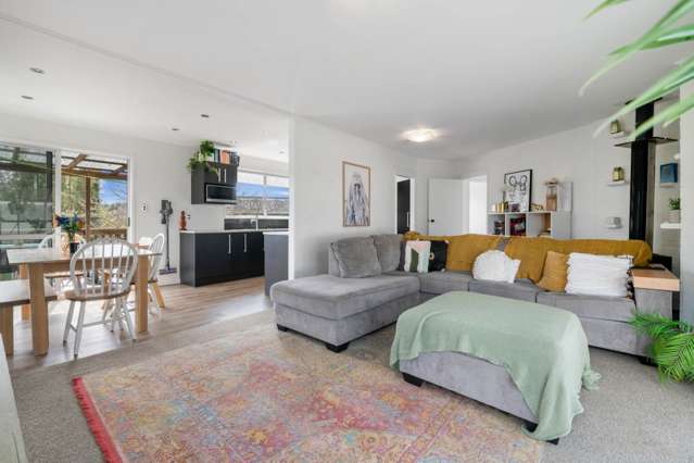 5 Cockayne Crescent | Sunnynook | North Shore City | Houses for Rent ...