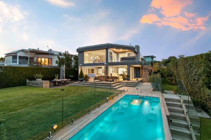 Expats from China swoop in to buy ‘wow factor’ home for $6.2m, All ...