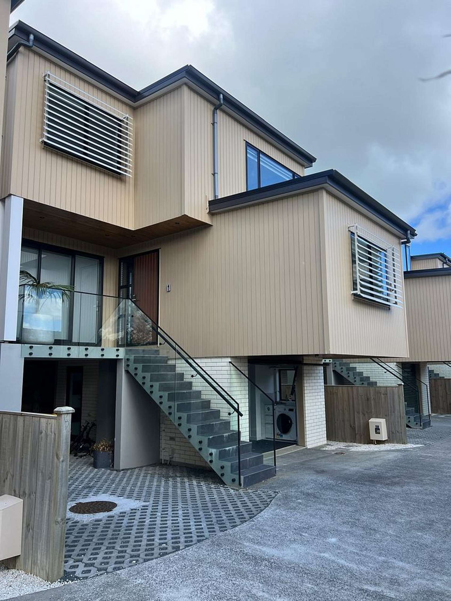 49B Northboro Road | Belmont | North Shore City | Houses for Rent - OneRoof