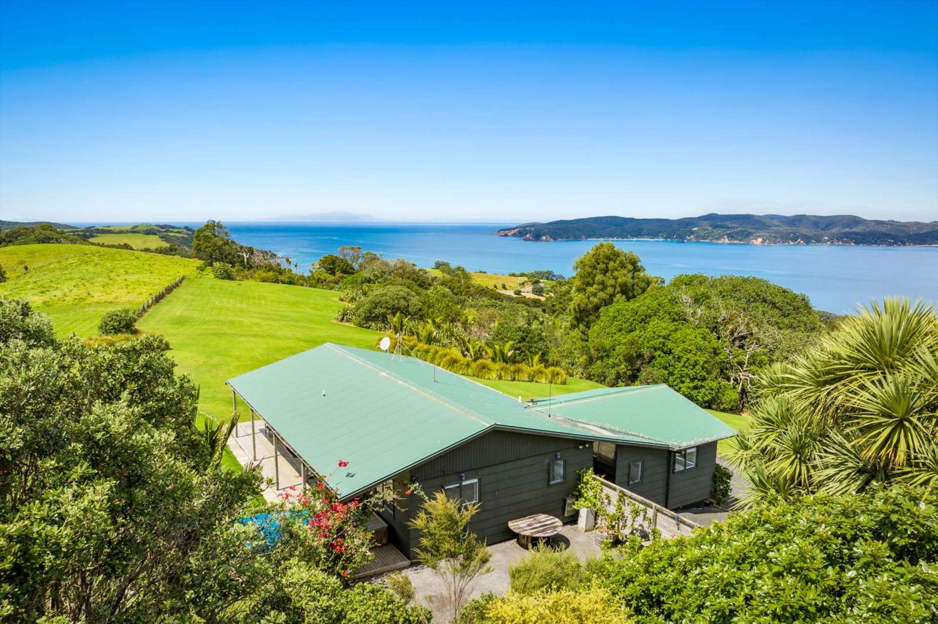 1075 Takatu Road | Tawharanui Peninsula | Rodney | Houses for Sale ...